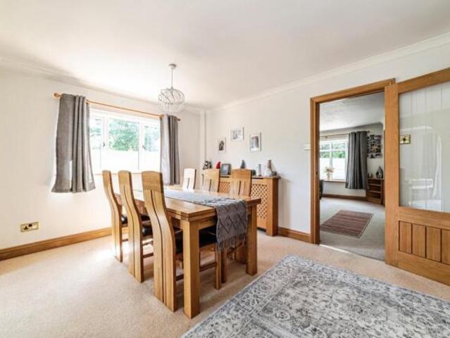 4 bedroom detached house for sale in Sandpiper Way, Basingstoke, RG22