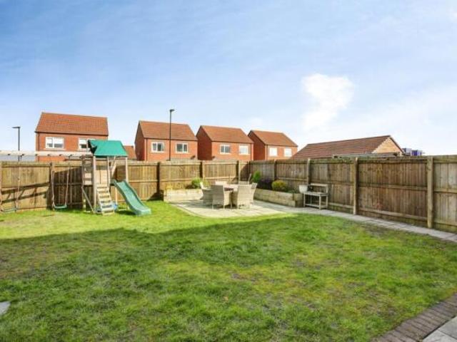 4 bedroom detached house for sale in Sandstone View, Killingworth Village, Newcastle upon Tyne, and Wear, NE12