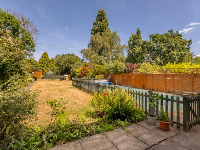 4 bedroom detached house for sale in Sandy Lane, Teddington, TW11