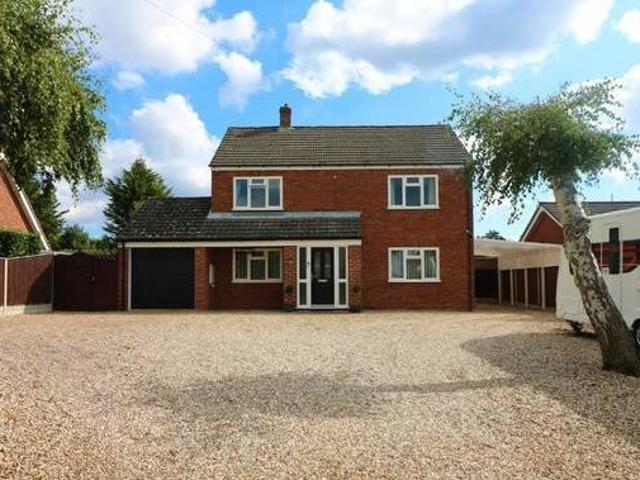 4 bedroom detached house for sale in Sandy Lane East Dereham Norfolk NR19 NR19