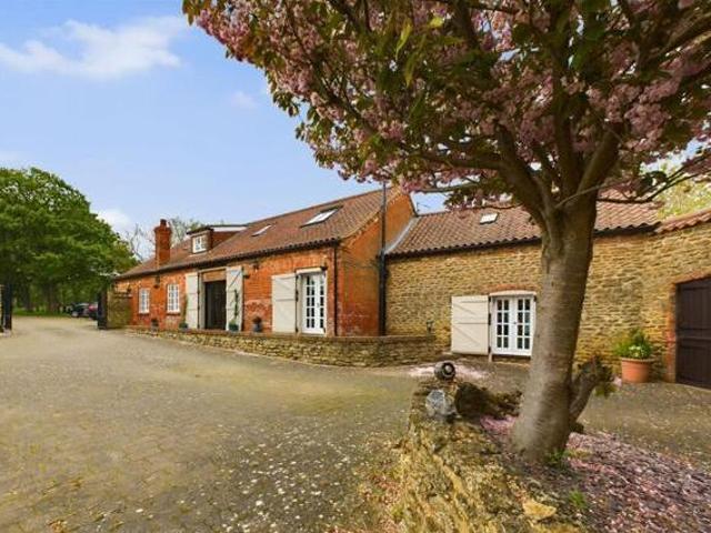4 Bedroom Detached House For Sale In Scunthorpe, Lincolnshire