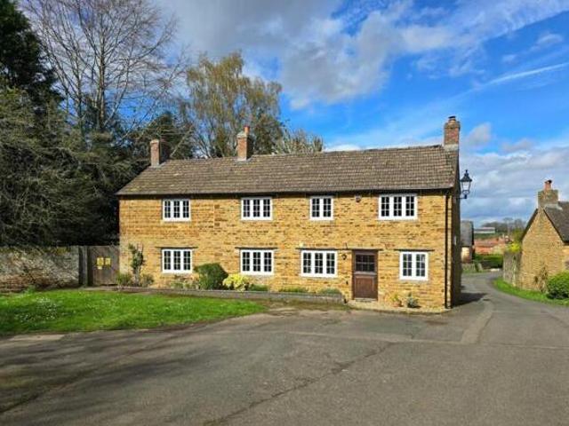 4 Bedroom Detached House For Sale In Scaldwell