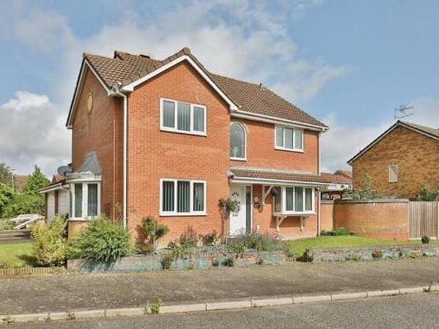 4 Bedroom Detached House For Sale In Scarning