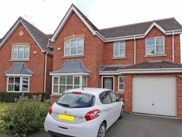 4 Bedroom Detached House For Sale In Scarisbrick, Southport
