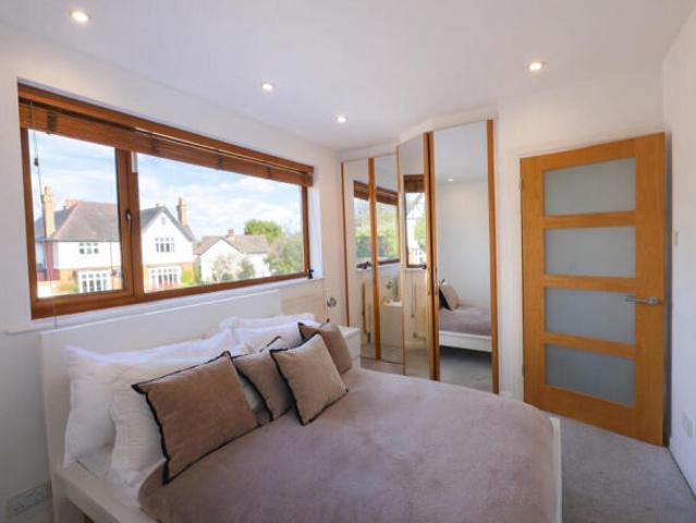 4 bedroom detached house for sale in Scotts Avenue, Bromley, BR2