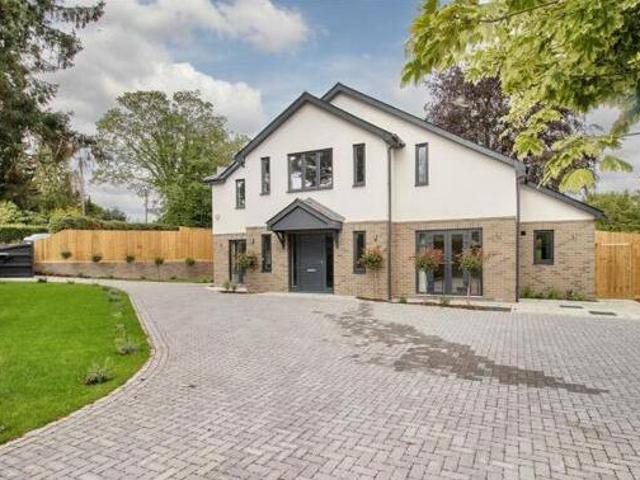 4 Bedroom Detached House For Sale In Sevenoaks, Kent