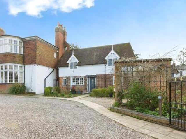 4 Bedroom Detached House For Sale In Sevenoaks