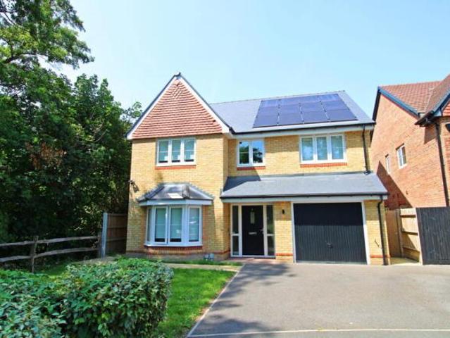 4 bedroom detached house for sale in Severus Place, Langley Court, Beckenham, BR3