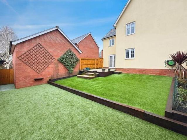 4 bedroom detached house for sale in Seldon Crescent, Exeter, EX1