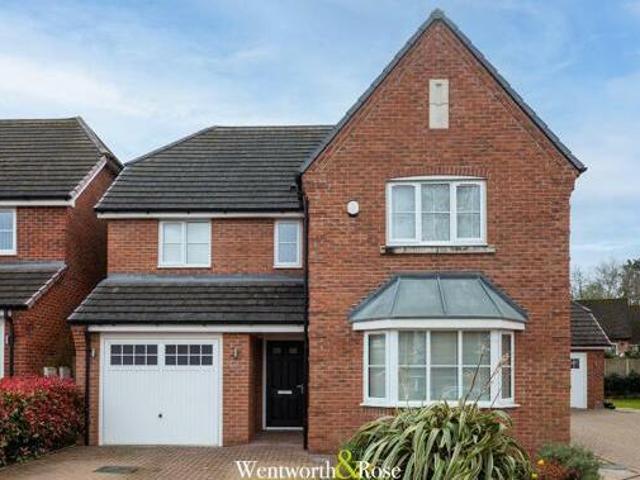 4 Bedroom Detached House For Sale In Selly Oak, Birmingham