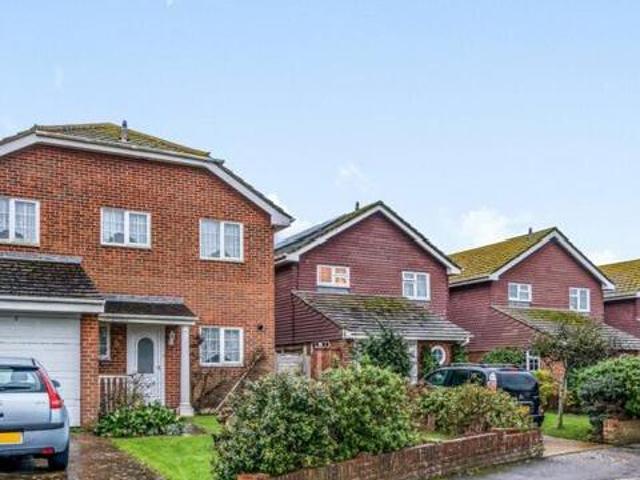 4 Bedroom Detached House For Sale In Selsey