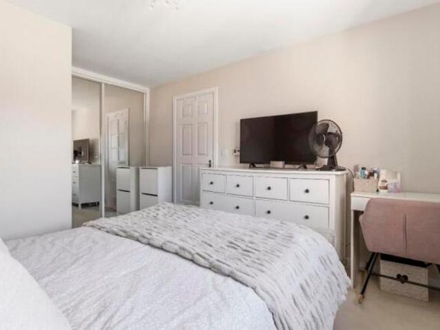 4 bedroom detached house for sale in Sentinel Close, Worcester, WR2