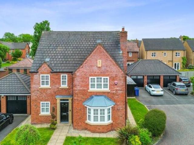 4 bedroom detached house for sale in Sergeant Drive, Paddington, WA1