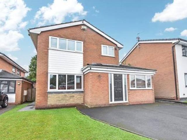 4 bedroom detached house for sale in Sergeants Lane Whitefield Manchester Greater Manchester M45