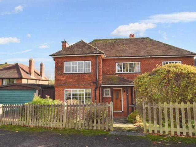 4 bedroom detached house for sale in Serpentine Road, Sevenoaks, TN13