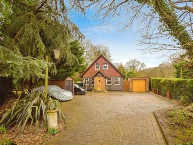 4 Bedroom Detached House For Sale In Shadoxhurst
