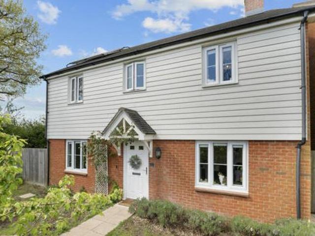 4 Bedroom Detached House For Sale In Shadoxhurst