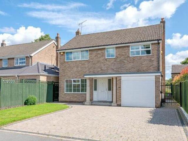 4 Bedroom Detached House For Sale In Shadwell