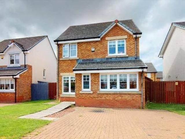 4 bedroom detached house for sale in Shankly Drive Newmains Wishaw ML2