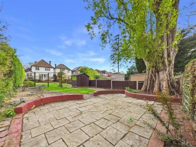 4 bedroom detached house for sale in Sharps Lane, Ruislip, HA4