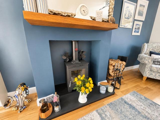 4 bedroom detached house for sale in Sheerwater Drive, Ecton Brook, Northampton NN3