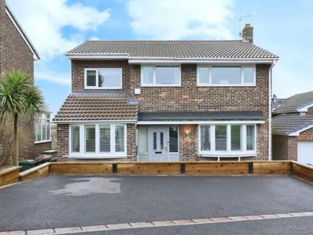 4 Bedroom Detached House For Sale In Sheffield, South Yorkshire