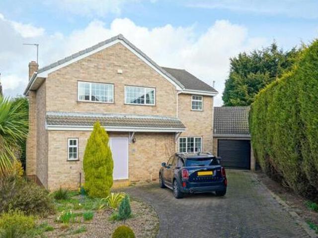 4 Bedroom Detached House For Sale In Sheffield, South Yorkshire