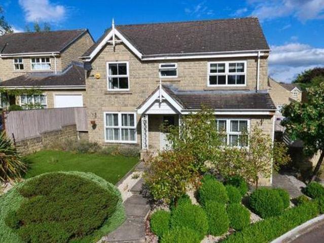 4 Bedroom Detached House For Sale In Shipley, West Yorkshire