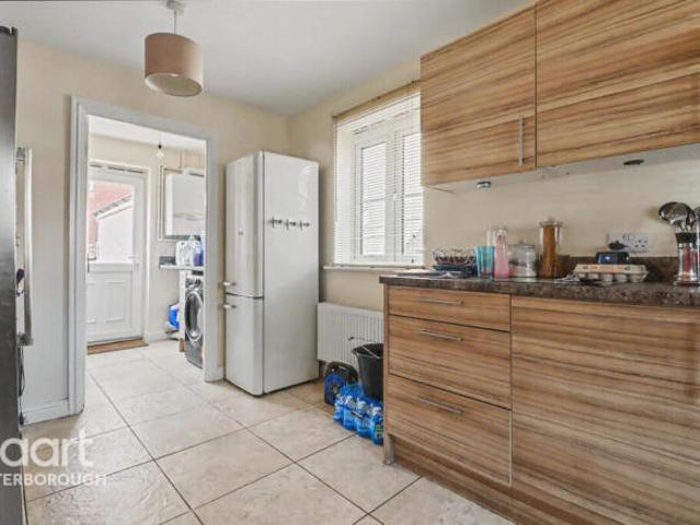 4 bedroom detached house for sale in Shipton Grove, Hempsted, PE7