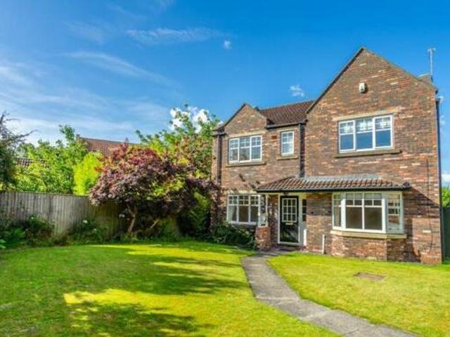 4 Bedroom Detached House For Sale In Shipton Road