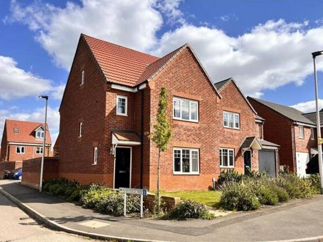 4 Bedroom Detached House For Sale In Shrewsbury, Shropshire