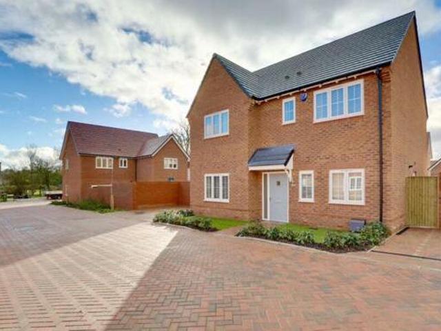 4 Bedroom Detached House For Sale In Shrivenham