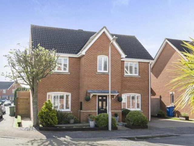 4 Bedroom Detached House For Sale In Sittingbourne, Kent