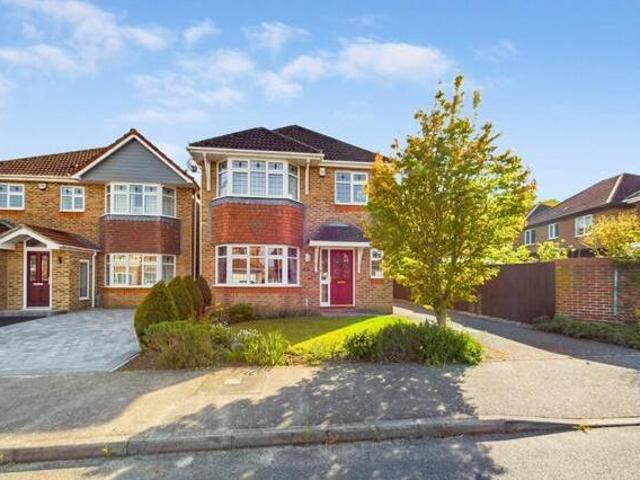 4 Bedroom Detached House For Sale In Sittingbourne, Kent