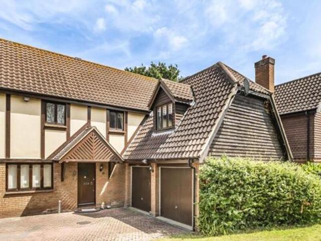 4 Bedroom Detached House For Sale In Sidcup