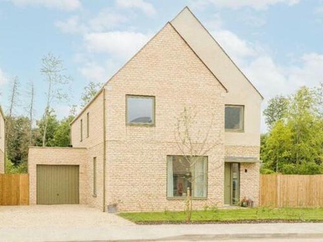 4 Bedroom Detached House For Sale In Siddington
