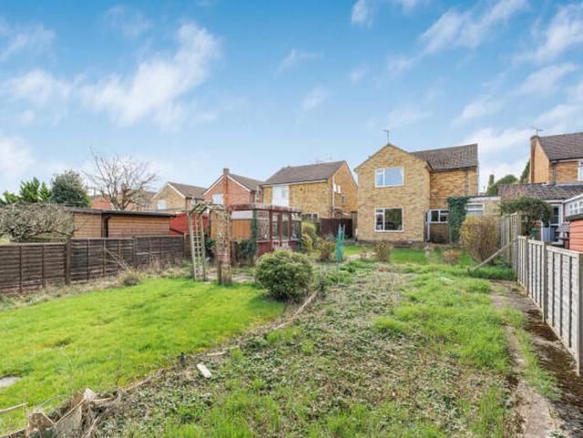 4 bedroom detached house for sale in Simpsons Way, Kennington, OX1
