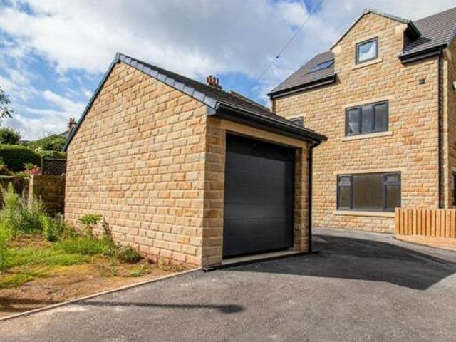 4 Bedroom Detached House For Sale In Skelmanthorpe