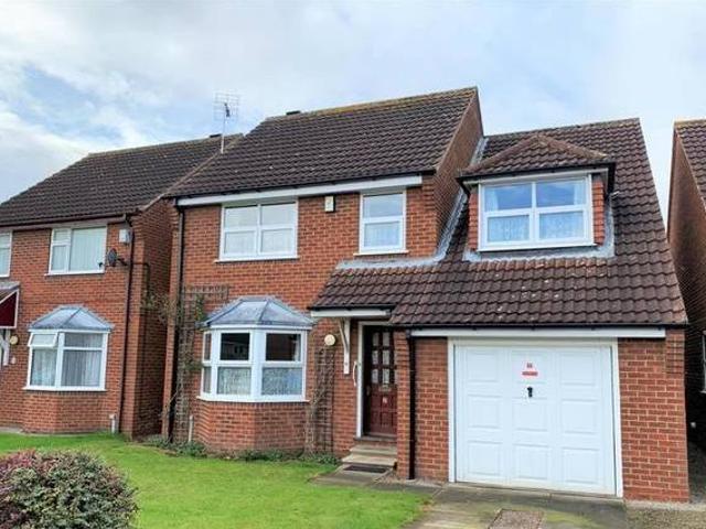 4 bedroom detached house for sale in Skewsby Grove Huntington YO31