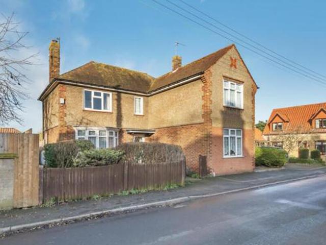 4 Bedroom Detached House For Sale In Sleaford, Lincolnshire