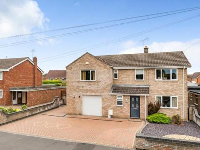 4 Bedroom Detached House For Sale In Sleaford, Lincolnshire