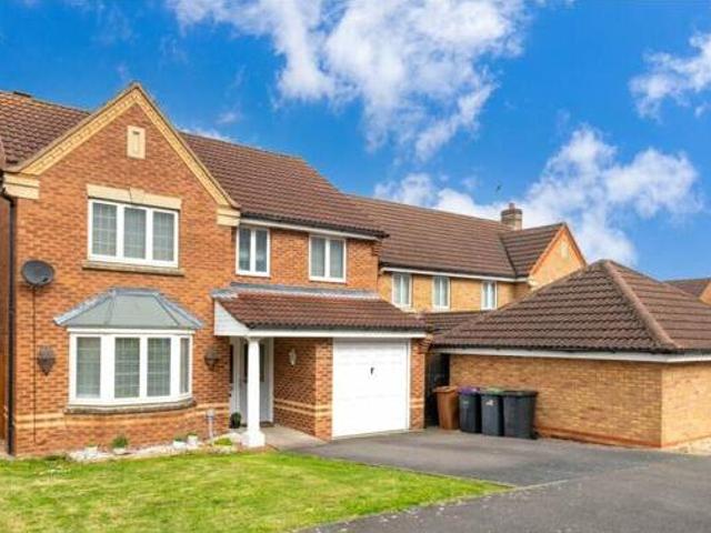 4 Bedroom Detached House For Sale In Sleaford, Lincolnshire