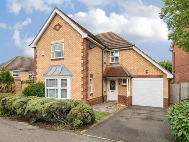 4 Bedroom Detached House For Sale In Sleaford, Lincolnshire