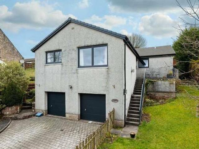 4 bedroom detached house for sale in Spinner Street Balfron Glasgow G63