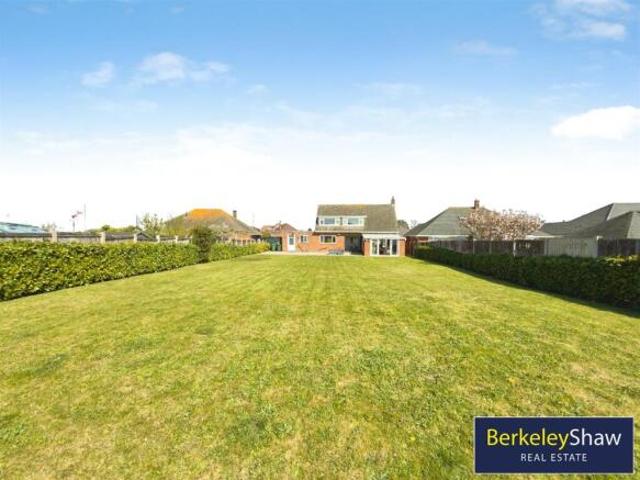 4 bedroom detached house for sale in Spinney Crescent, Blundellsands, Liverpool, L23