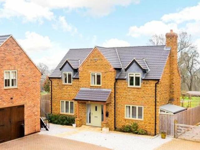 4 Bedroom Detached House For Sale In Spratton, Northamptonshire