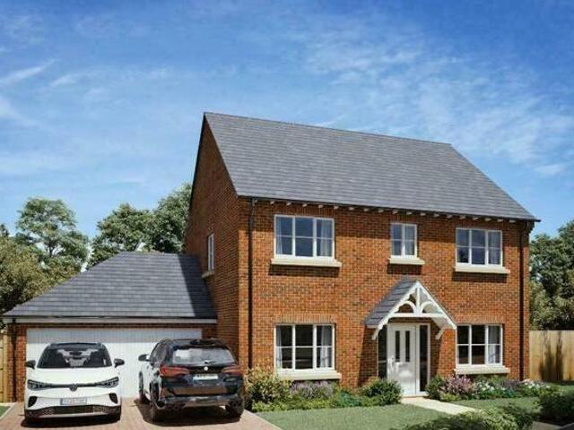 4 Bedroom Detached House For Sale In Spring View Fields