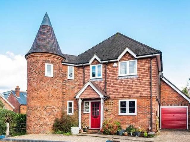 4 bedroom detached house for sale in Springfarm Road Camelsdale GU27