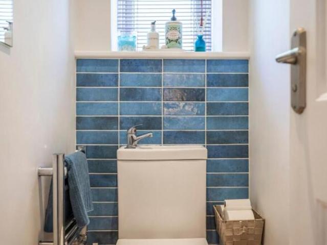 4 bedroom detached house for sale in Springfield Crescent, LOWER PARKSTONE, BH14