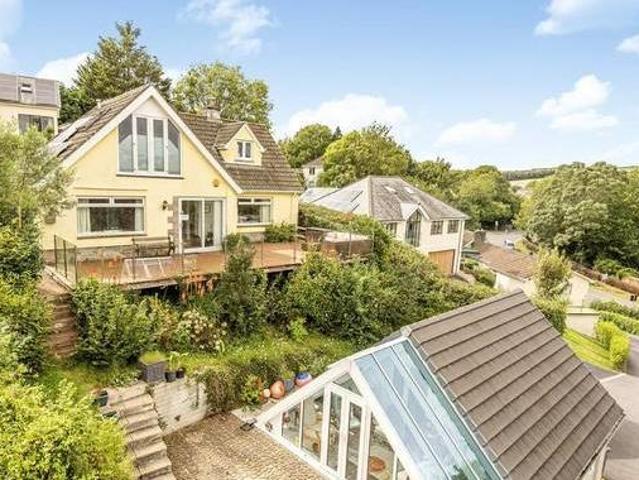 4 bedroom detached house for sale in Springfield Drive Kingsbridge TQ7